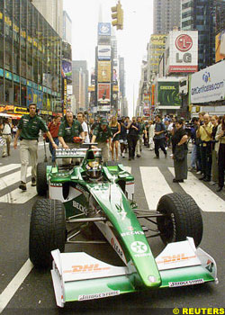 Jaguar invades NYC - Racing Comments Archive - The Autosport Forums